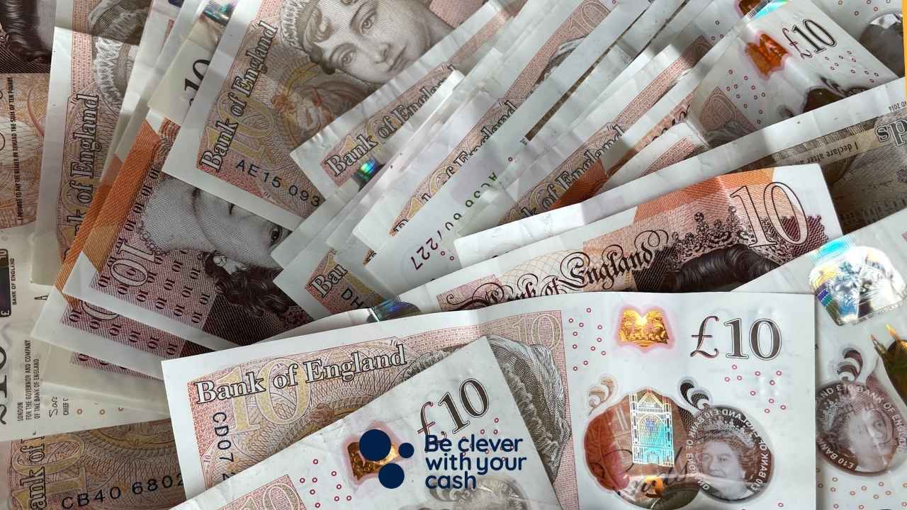 8 easy money hacks for 2025 - Be Clever With Your Cash